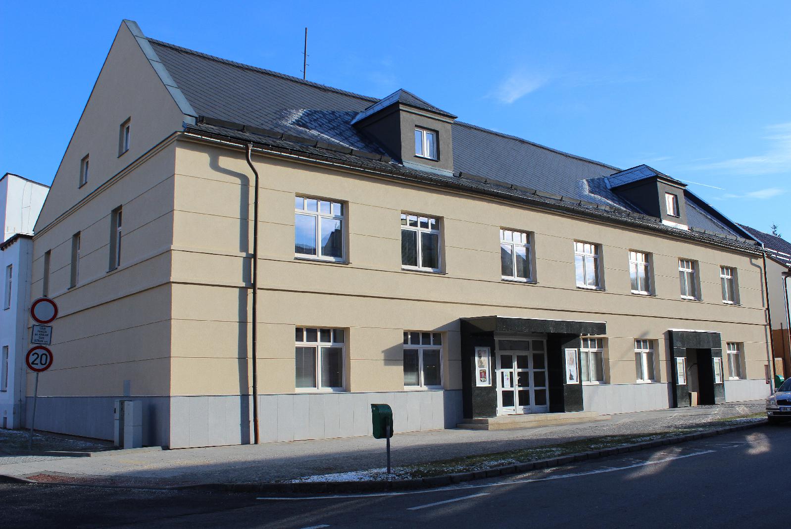 DIVADLO PETRA BEZRUČE JESENÍK | Kde koupit vstupenky | Jeseník | Jesinfo.cz